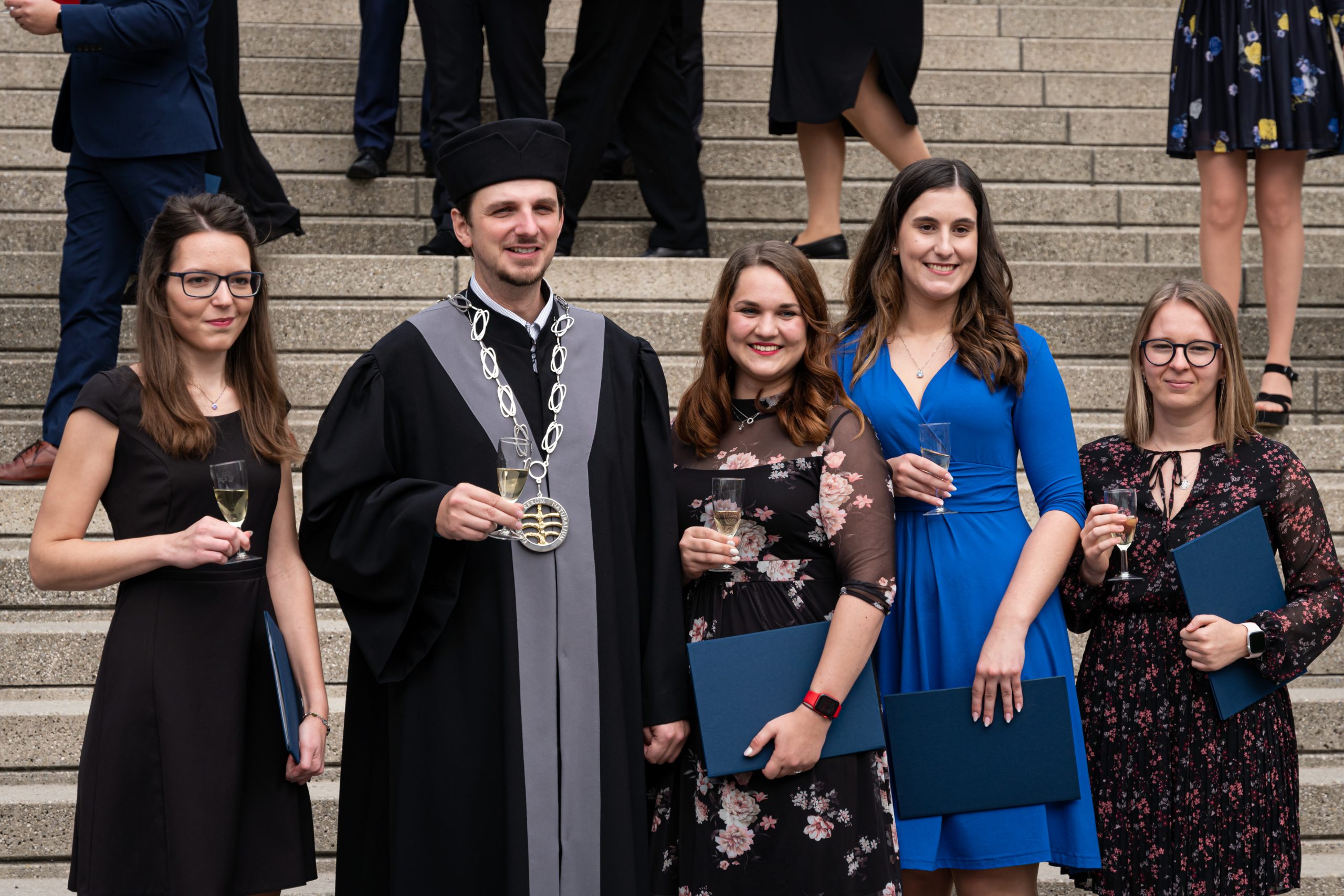 Říjnová promoce je za námi. Podívejte se na fotogalerii – Přírodovědecká fakulta