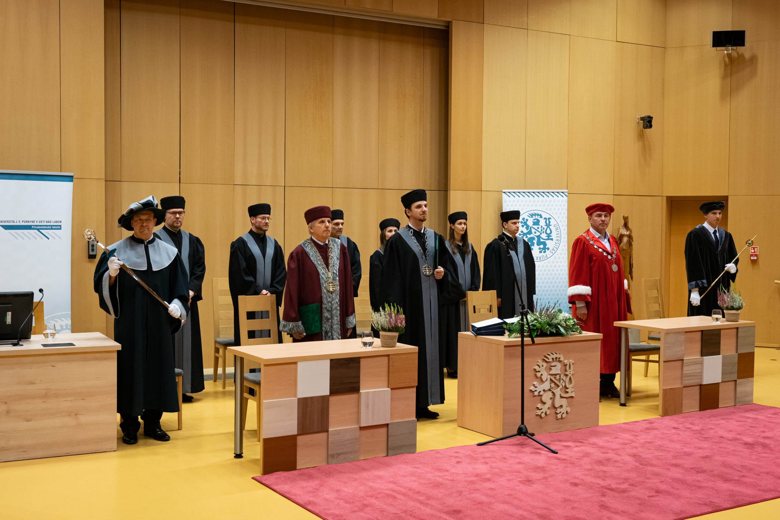 Říjnová promoce je za námi. Podívejte se na fotogalerii – Přírodovědecká fakulta